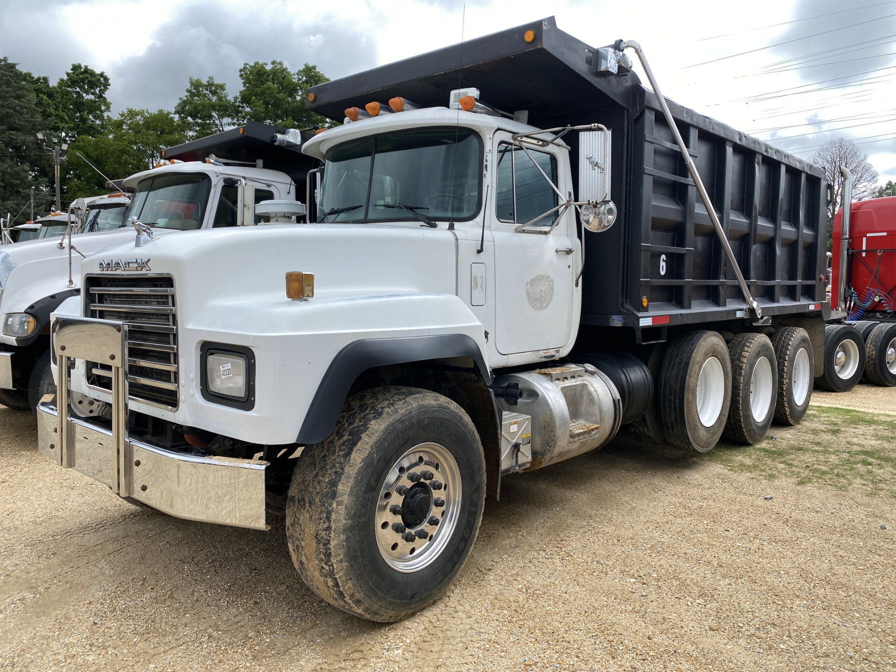 2000 MACK RD688S Dump Truck - J.M. Wood Auction Company, Inc.