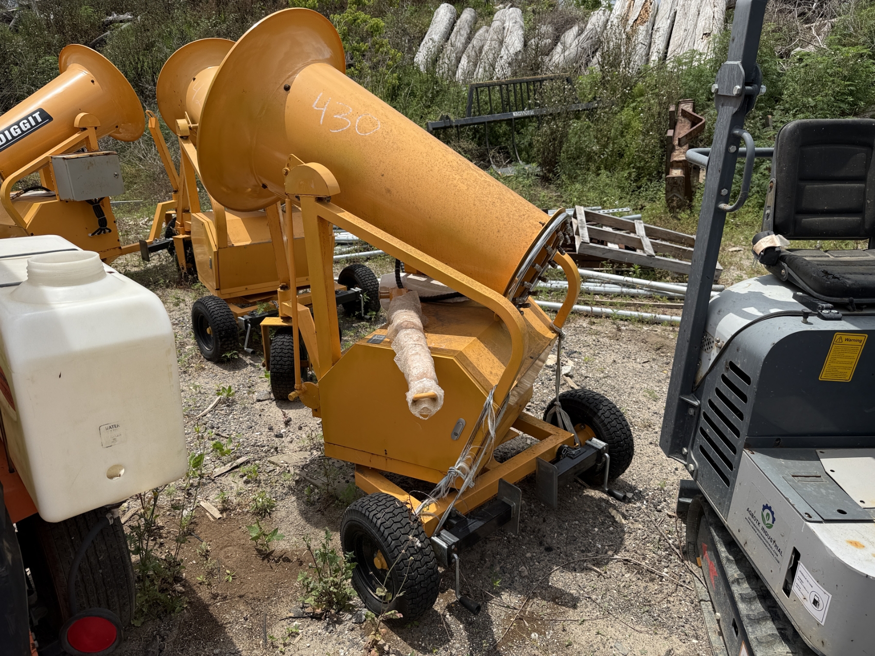 2023 DIGGIT DH35 DUST CONTROL MISTER FAN - J.M. Wood Auction Company, Inc.