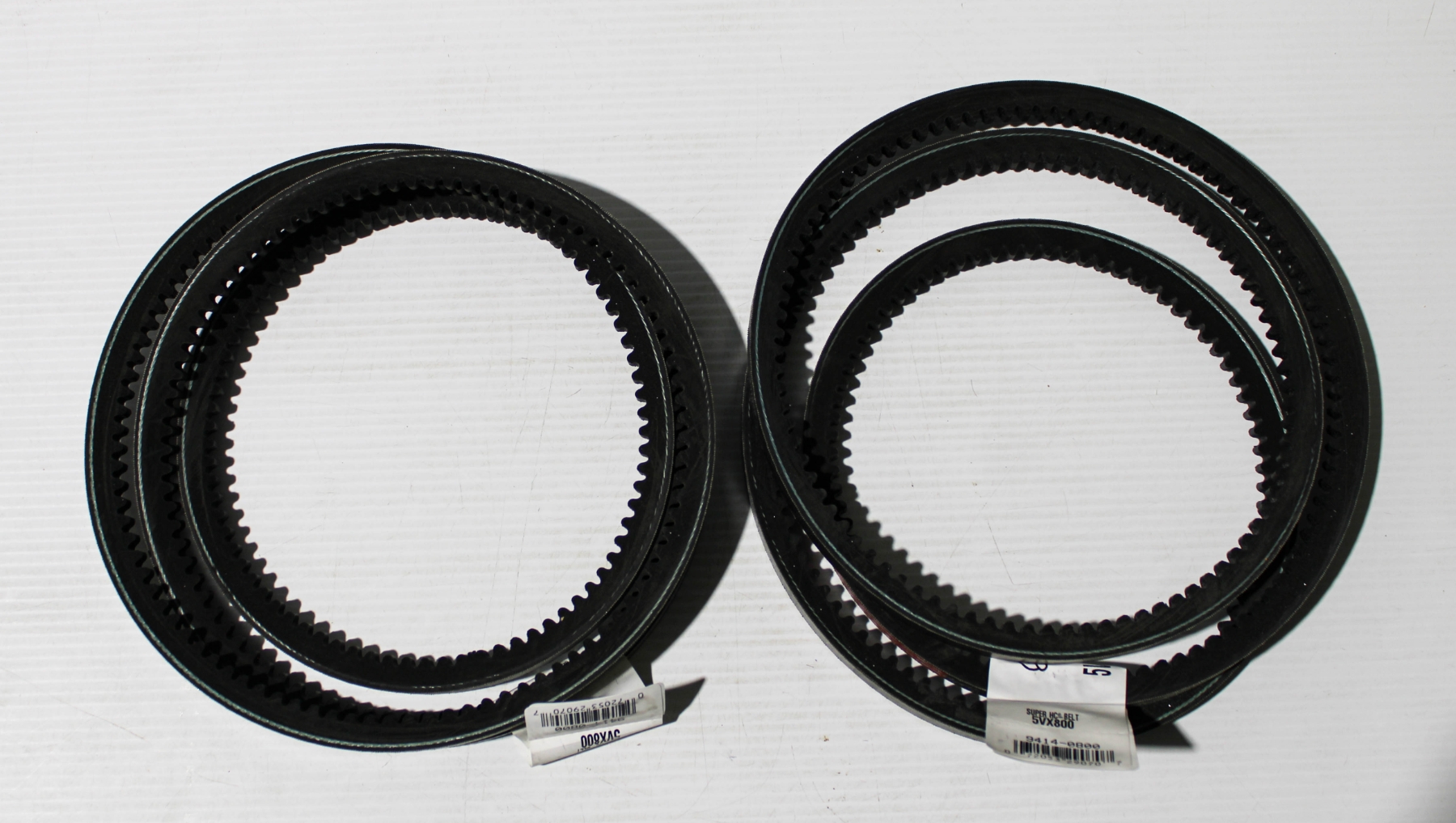 TWO NEW GATER 5VX800 SUPER CH MOLDED NOTCH BELTS