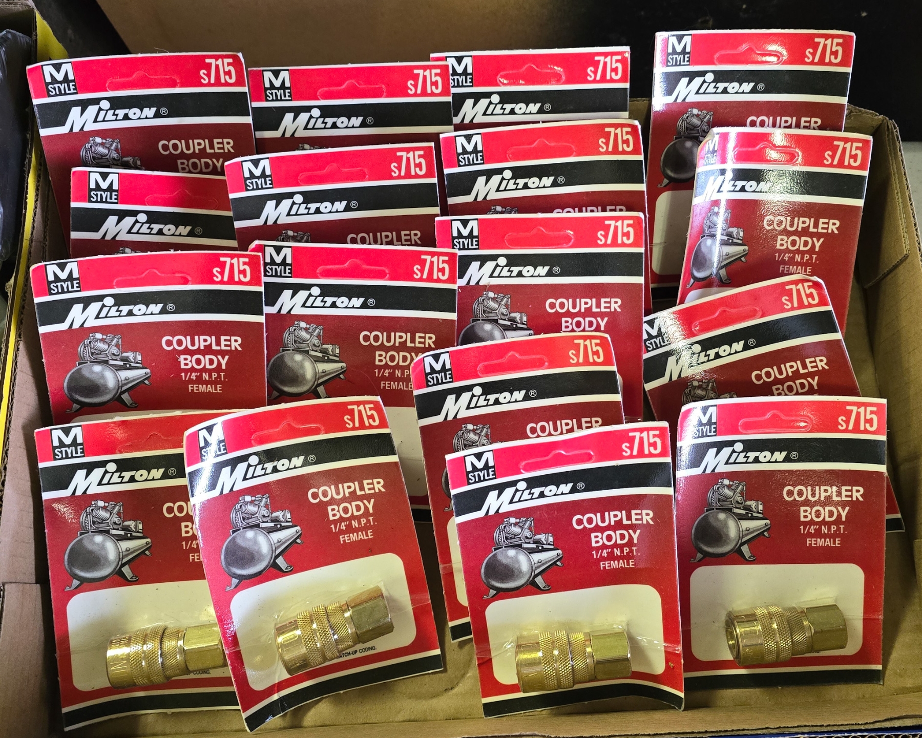 17 NEW MILTON COUPLER BODY 1/4" N.P.T FEMALE