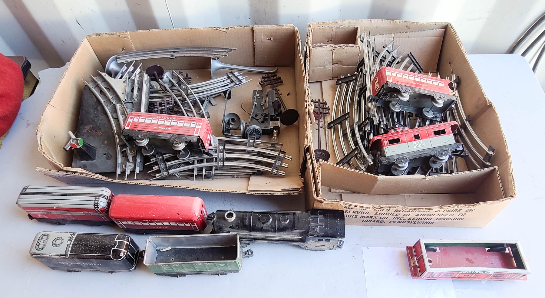 VINTAGE 1962 MARX MECHANICAL WIND UP TOY TRAIN