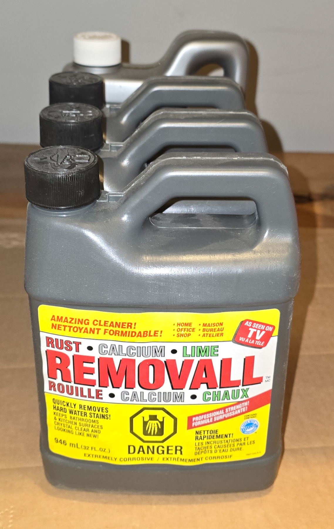 4 BOTTLES OF RUST, CALCIUM & RUST REMOVER
