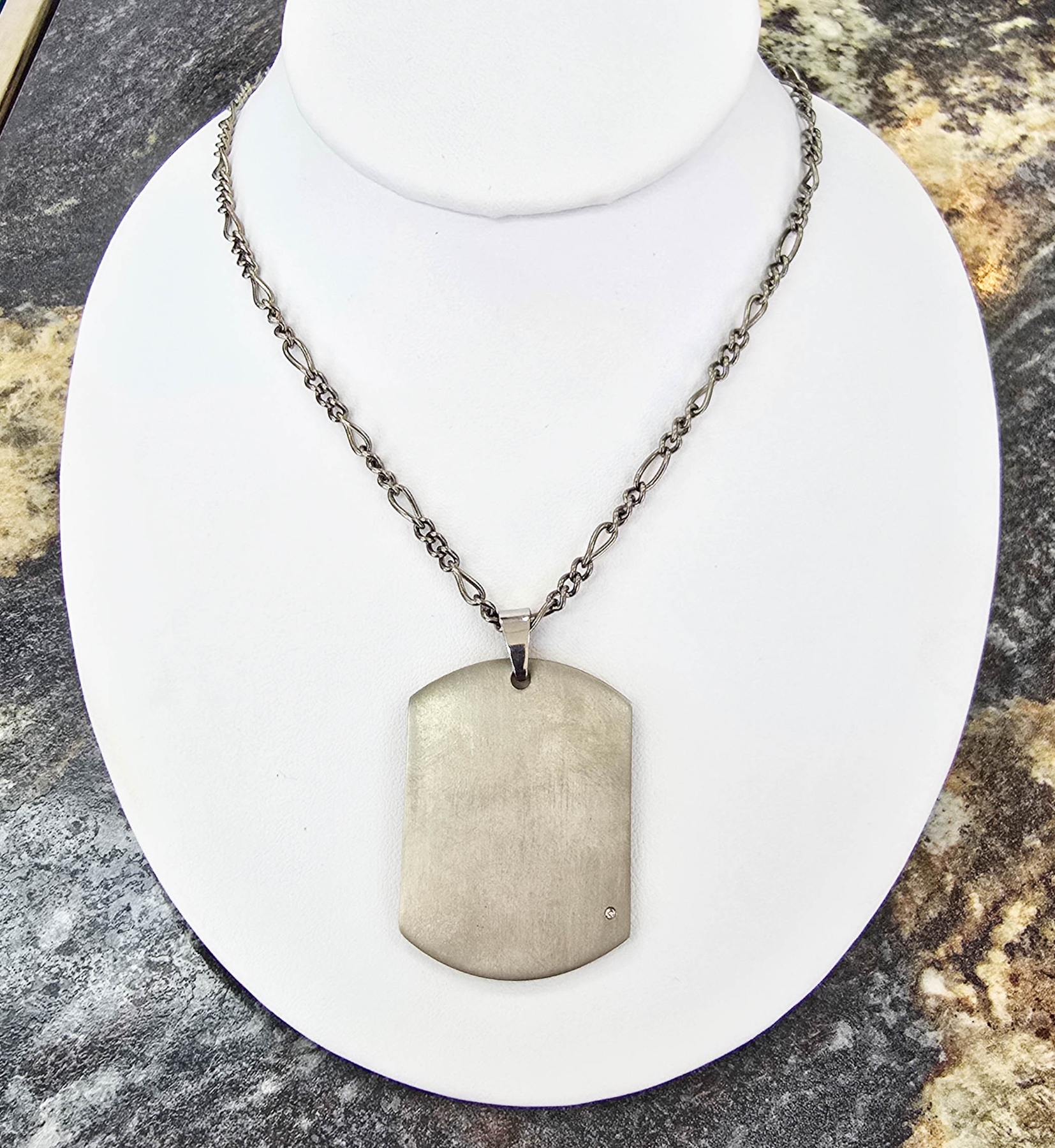 NEW TITANIUM & DIAMOND PENDANT W/ 18" TITANIUM CHAIN