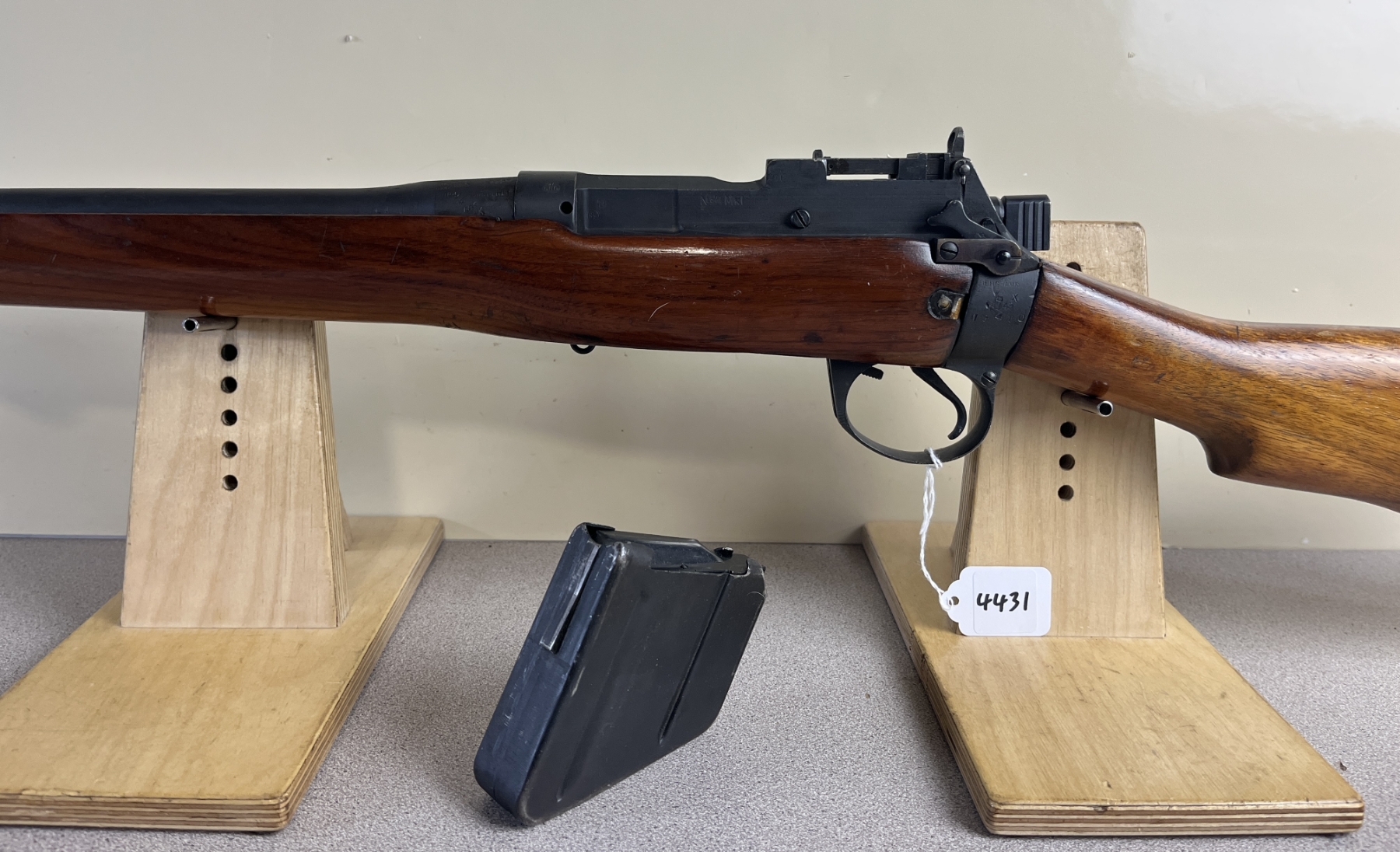 LEE ENFIELD NO4 MK1 SPORTER IN .303 BRITISH - Kidd Family Auctions