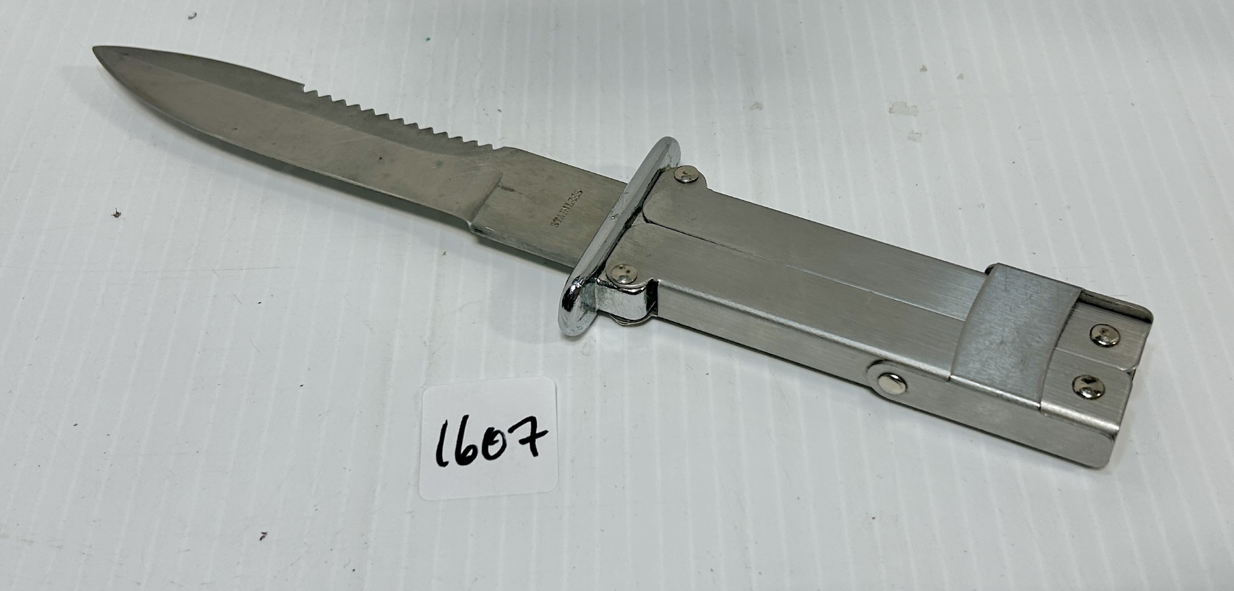 COLLAPSING UTILITY KNIFE - 4" BLADE - Kidd Family Auctions