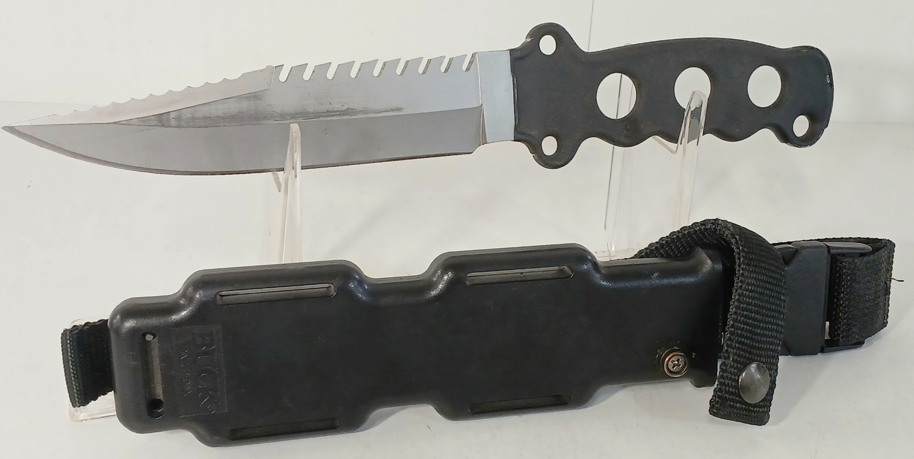 U.S. NAVY SEAL FISHING KNIFE W/ SCABBARD & FROG - Kidd Family Auctions