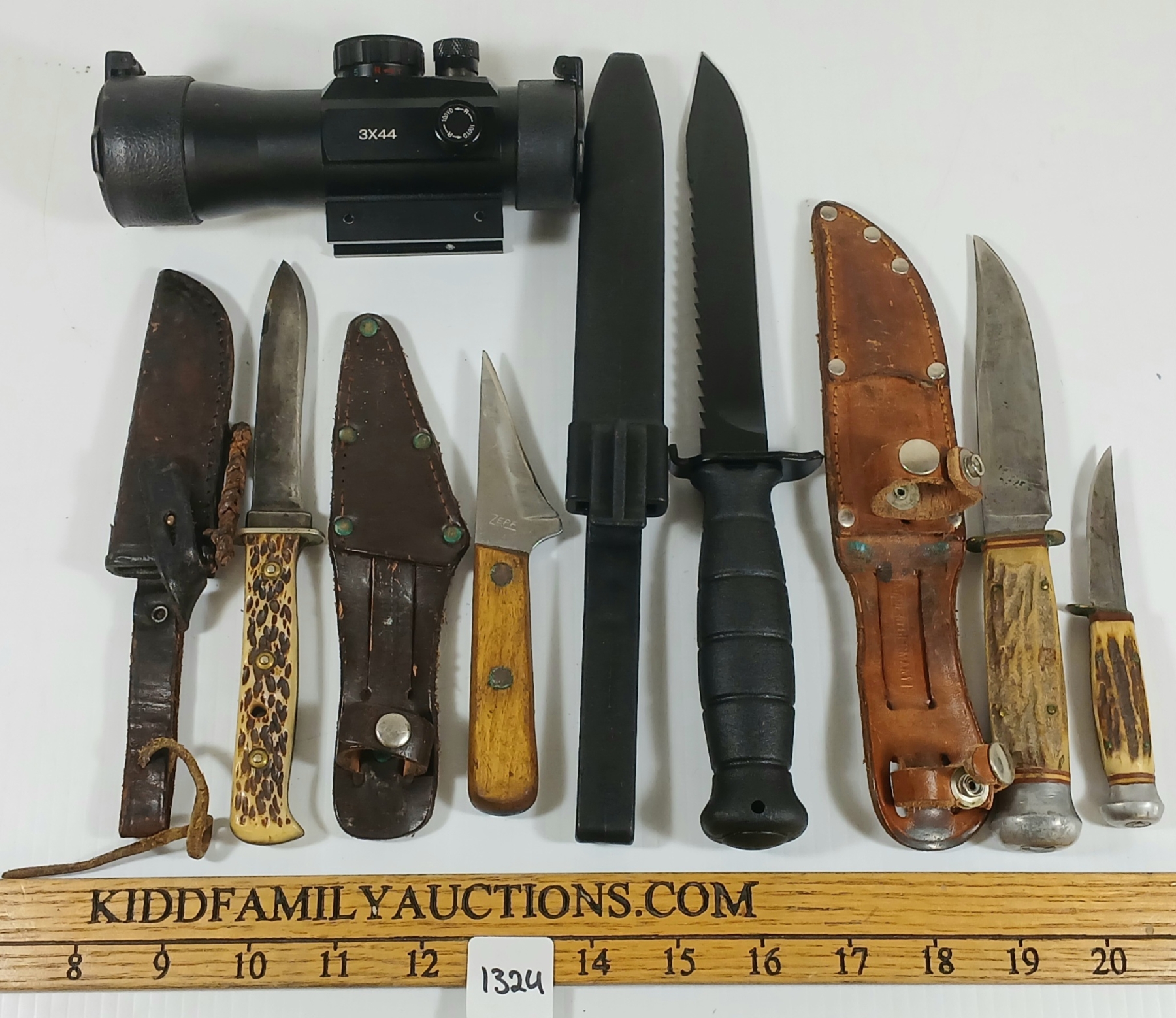 LOT OF 6 - 3X44 SPOTTING SCOPE & HUNTING KNIVES - INCL LOCK 81, ZEPF, ETC