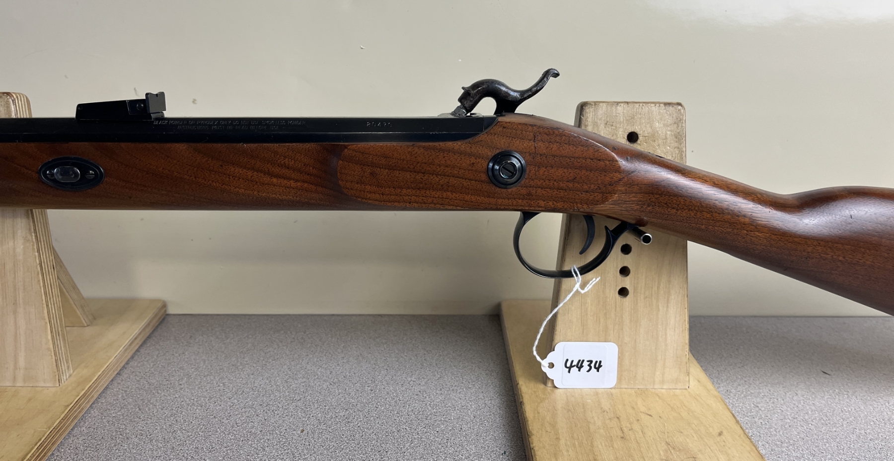 THOMPSON CENTER PENNSYLVANIA MATCH RIFLE IN .50 BP - Kidd Family Auctions