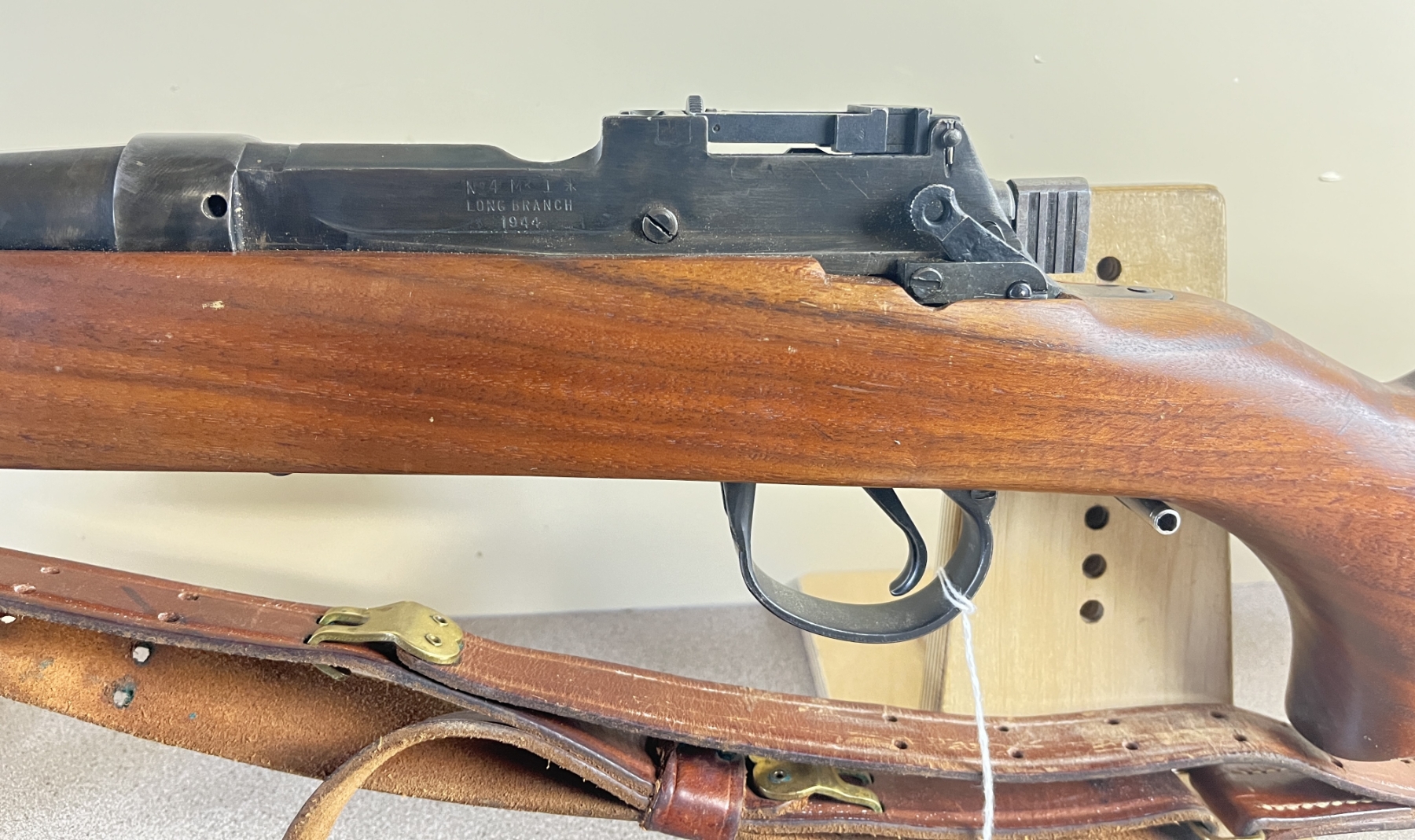 LEE ENFIELD NO4 MKI* SPORTER IN .303 MAG (?) - Kidd Family Auctions