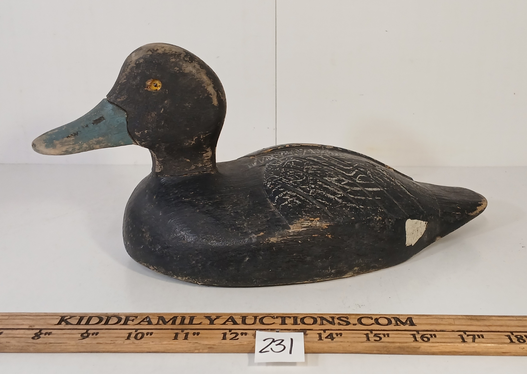 1942 GOLDEN EYED DUCK DECOY BY CECIL JOHNS - Kidd Family Auctions