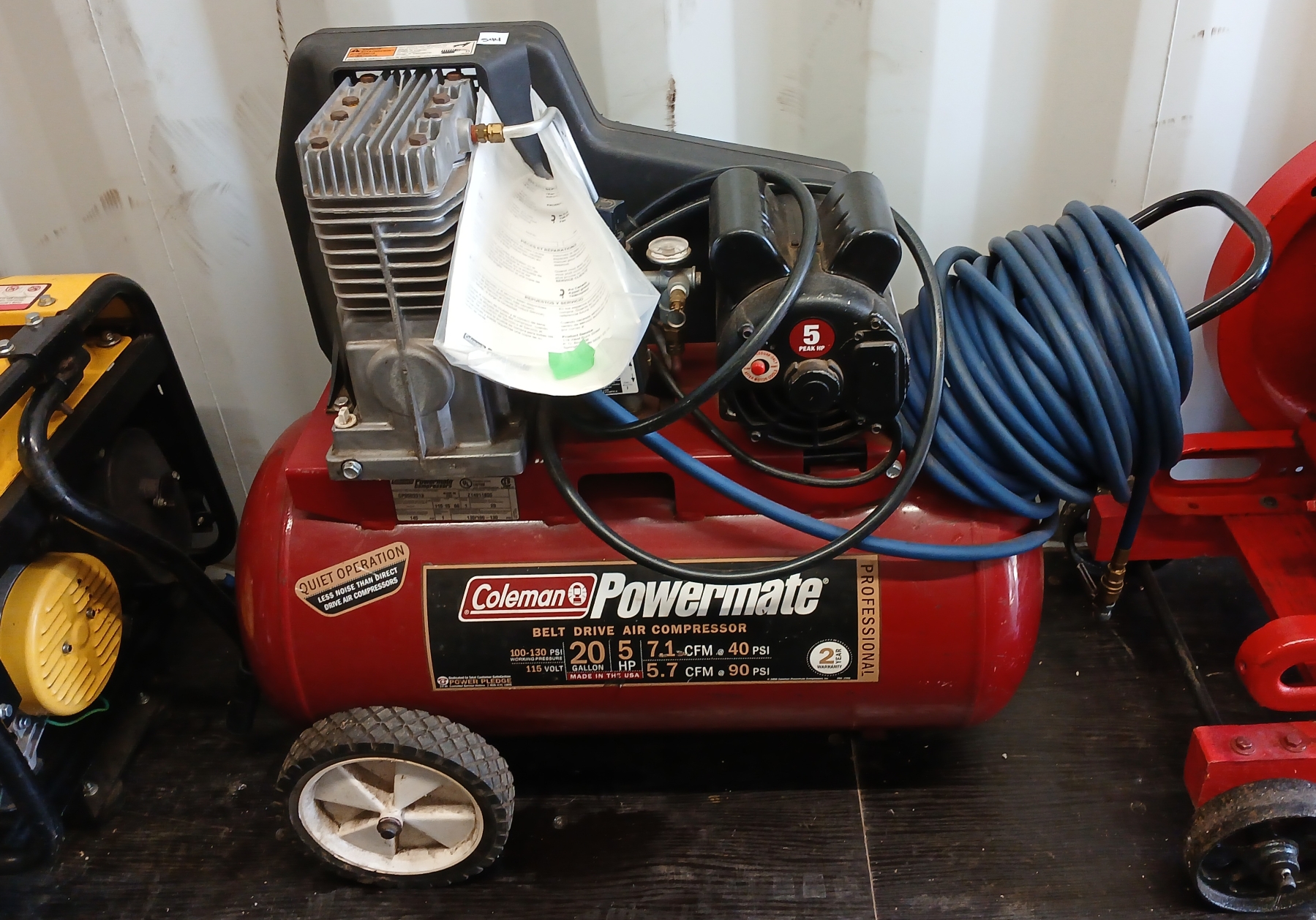 COLEMAN PORTABLE BELT DRIVE AIR COMPRESSOR - 20GAL - Kidd Family Auctions