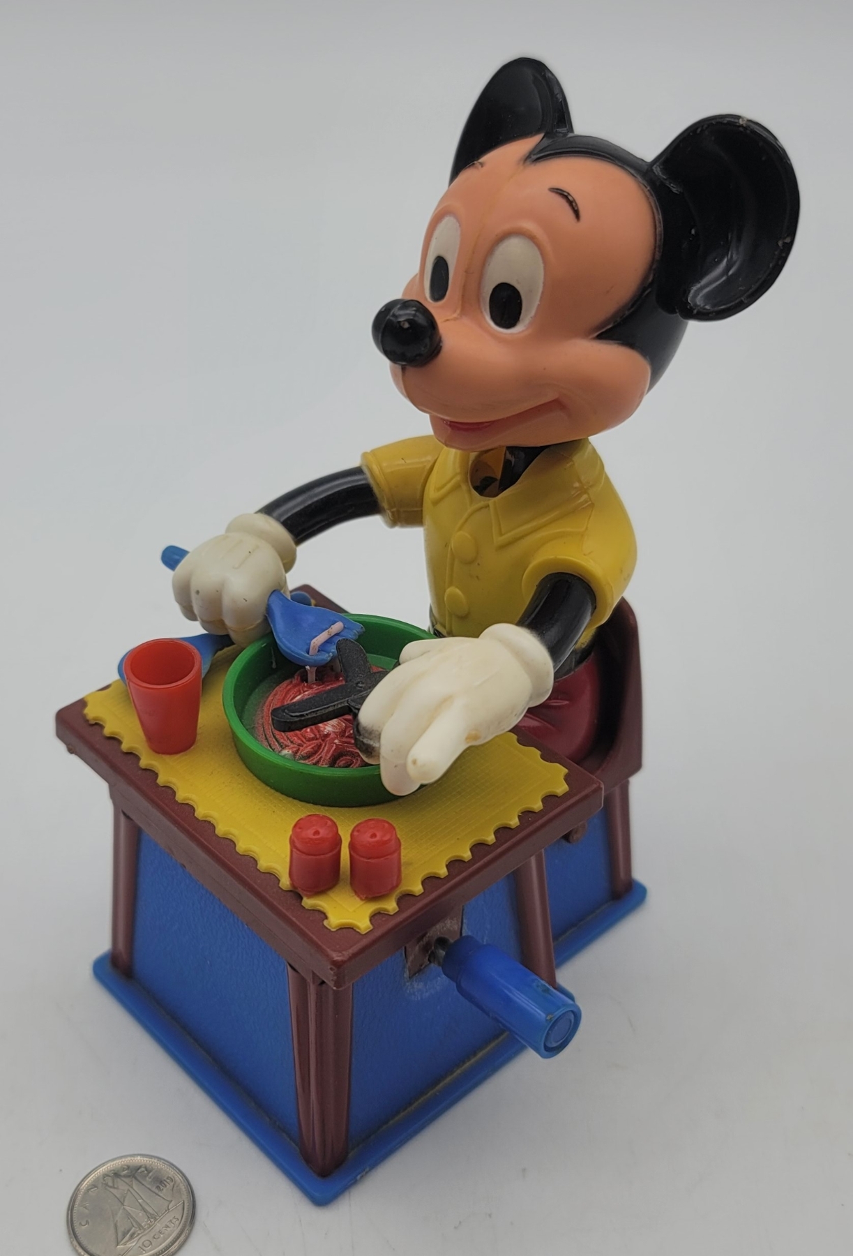 Mickey Mouse Disney Wind Up Eating Spaghetti