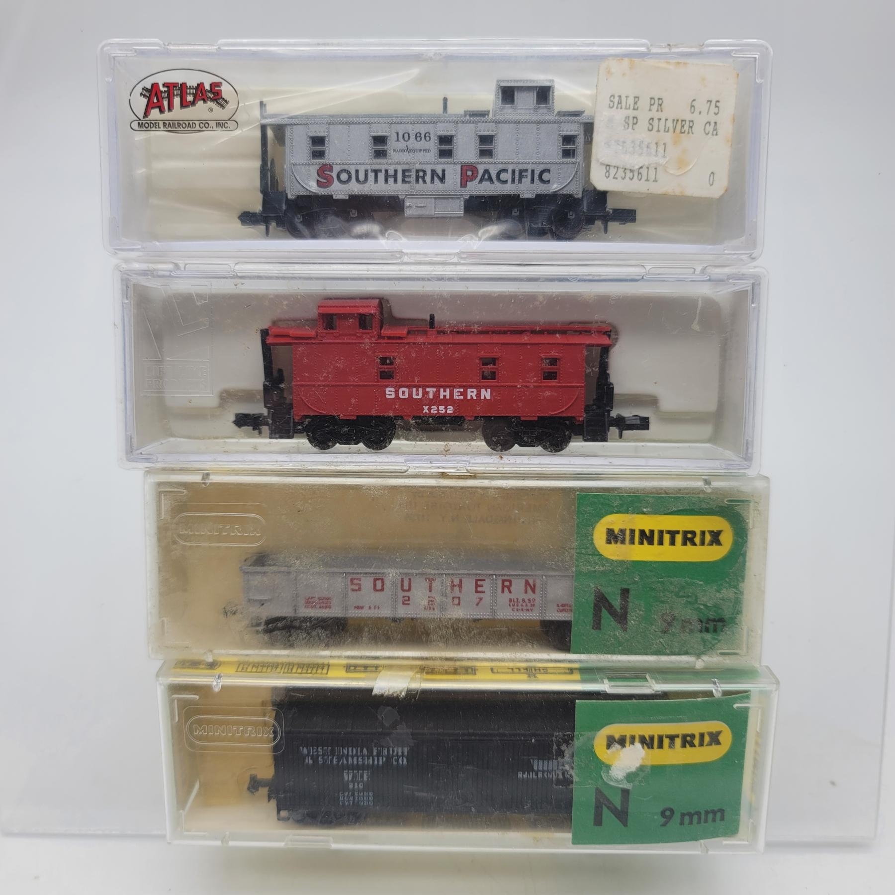 4 Assorted N GAUGE Goods Cars Sealed Unopened