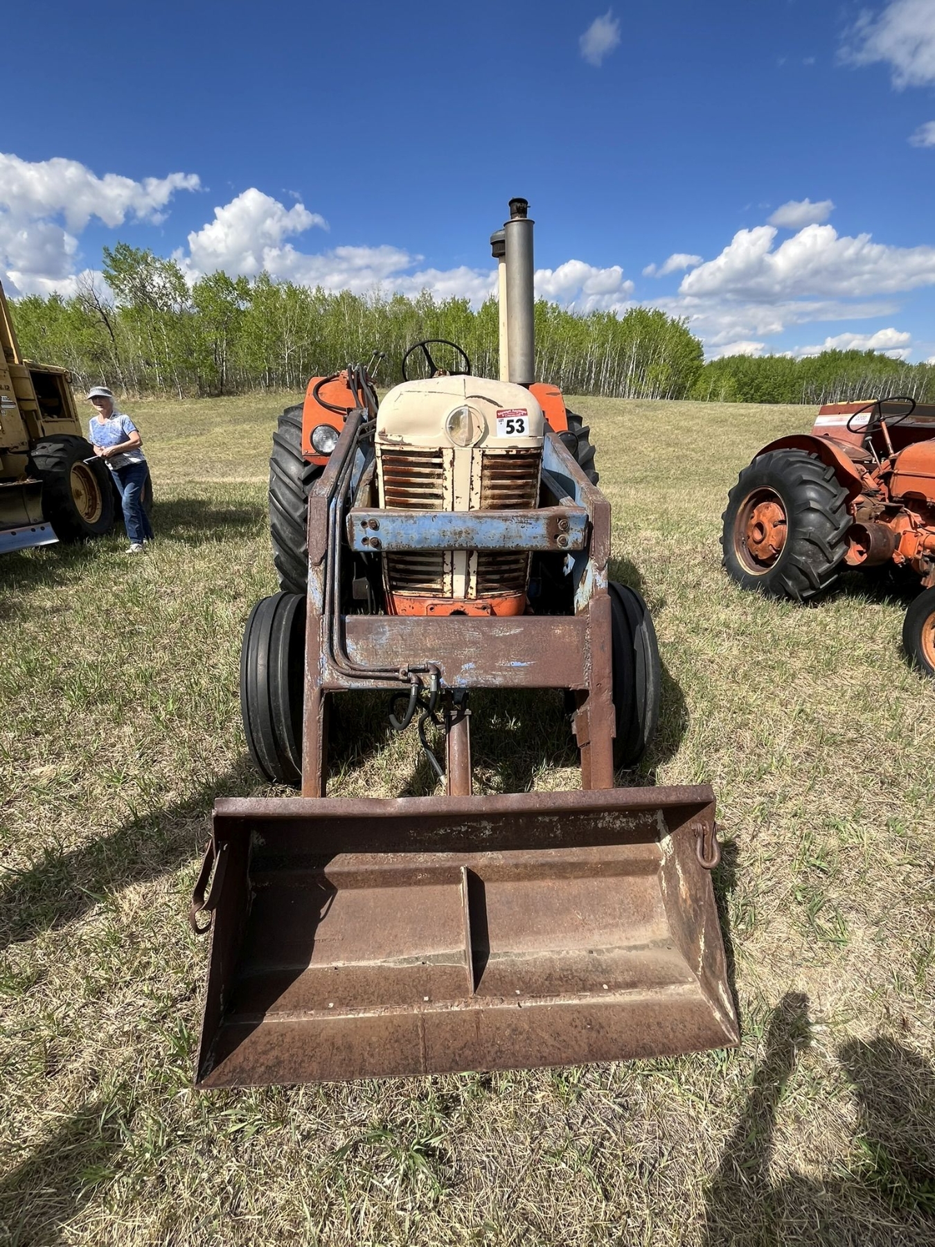 Case 400 Tractor with Front End Loader, 1 Hydraulic, PTO