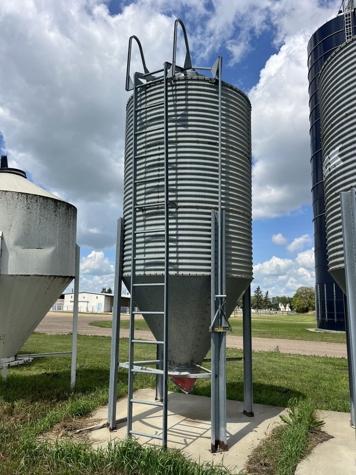 Brock Grain Bin