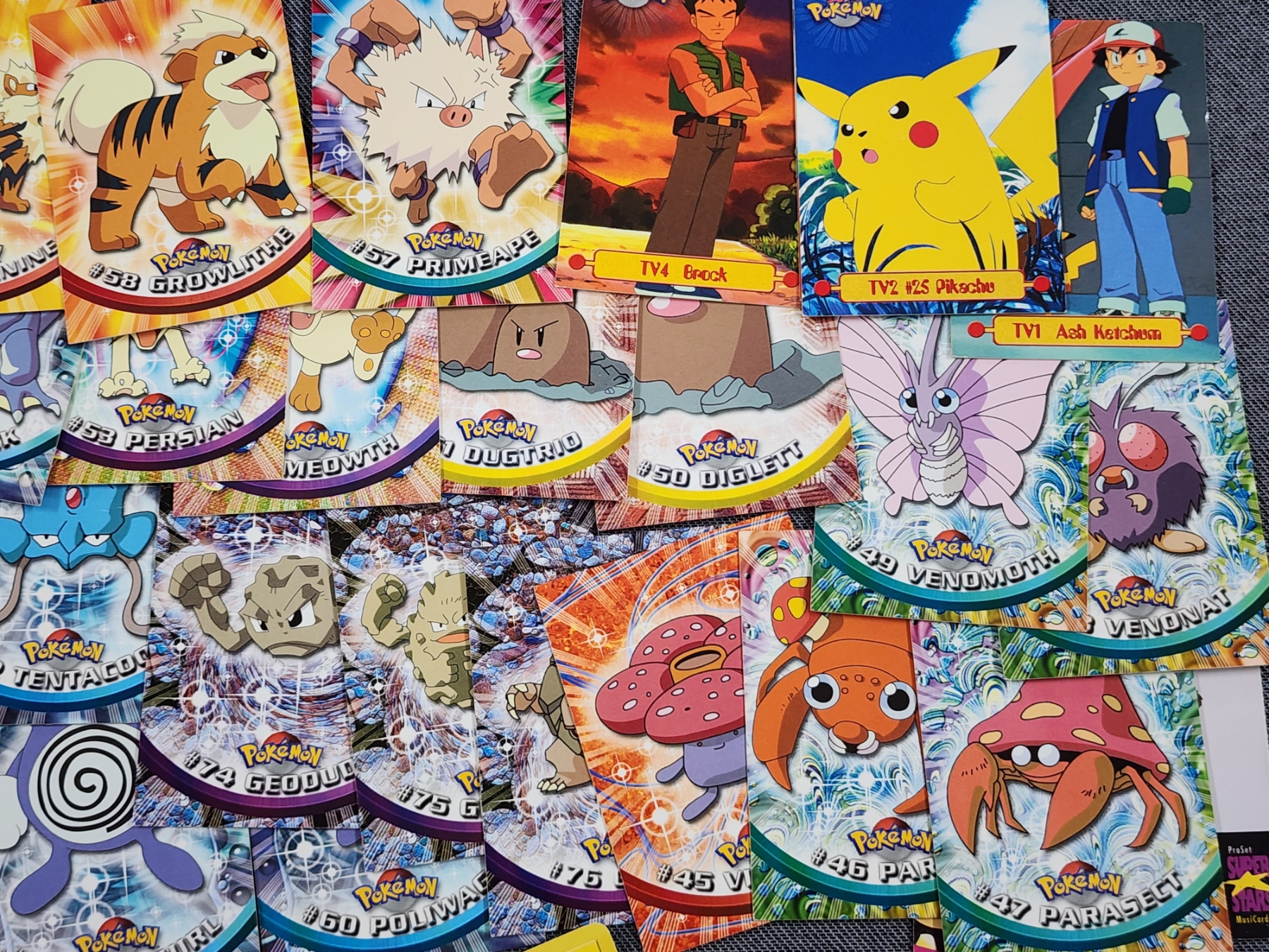 Large Collection of Topps Pokemon Trading Cards Including Extra Energy ...
