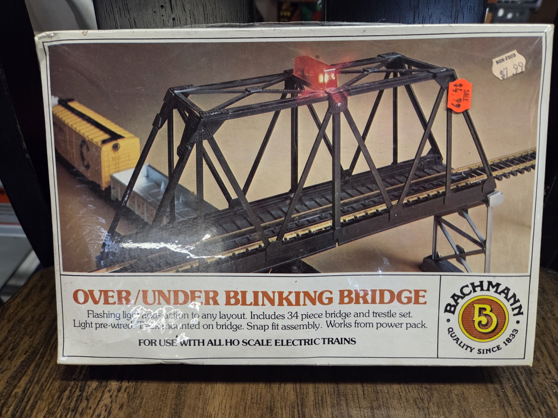 HO Scale Approximately 8'' Bachman Over/Under Bridge - Bosley Auctioneers