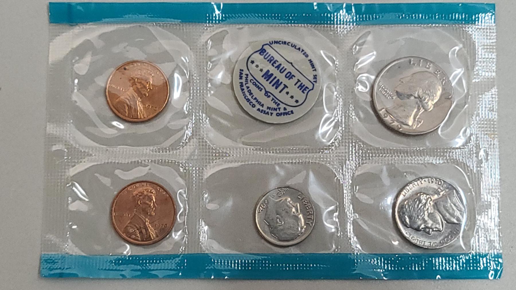 Assorted U.S Uncirculated Sets, Proof Coin Sets & First Day Issue Susan ...