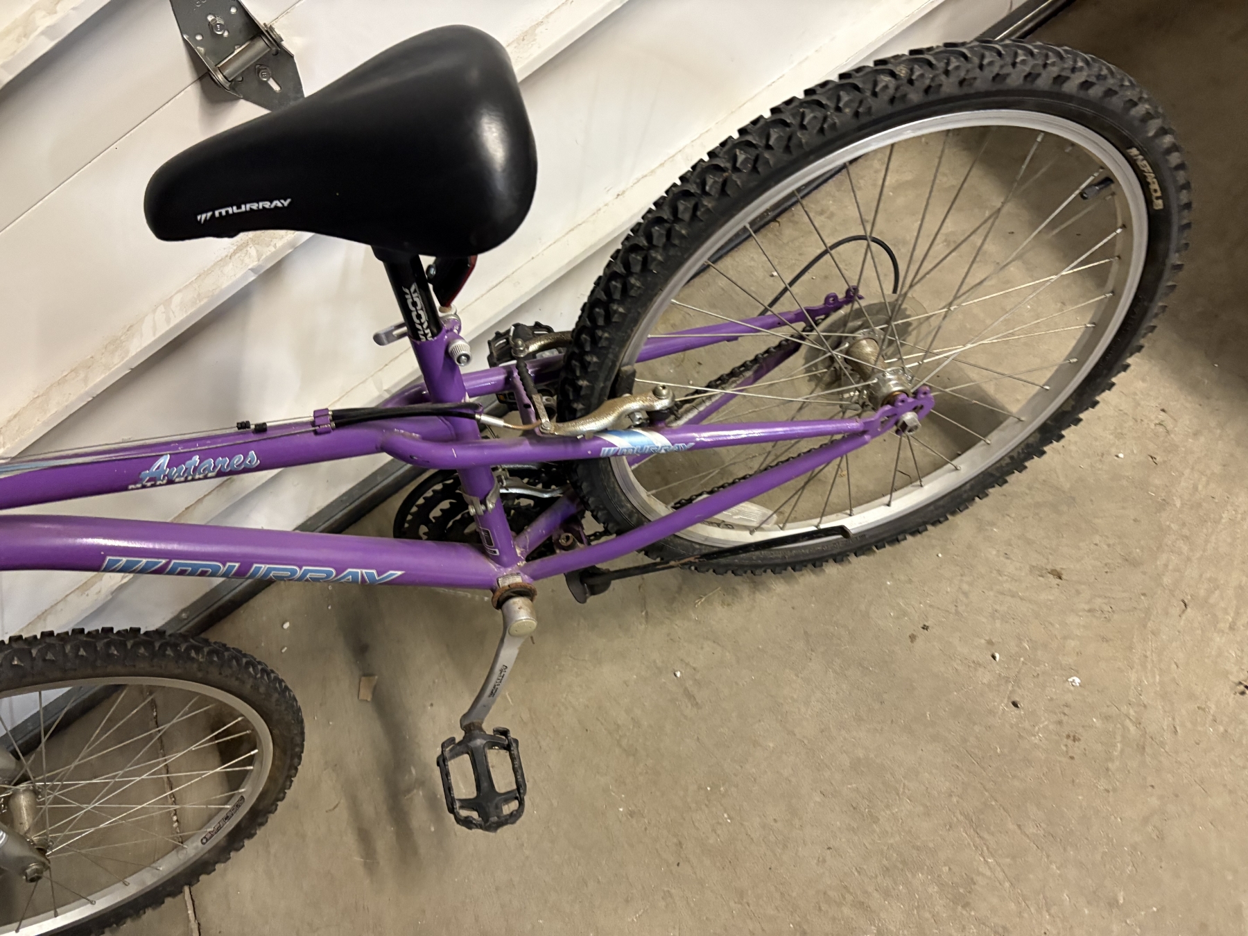 Purple Murray Mountain Bike 21 Speed - Good Condition - Bosley Auctioneers