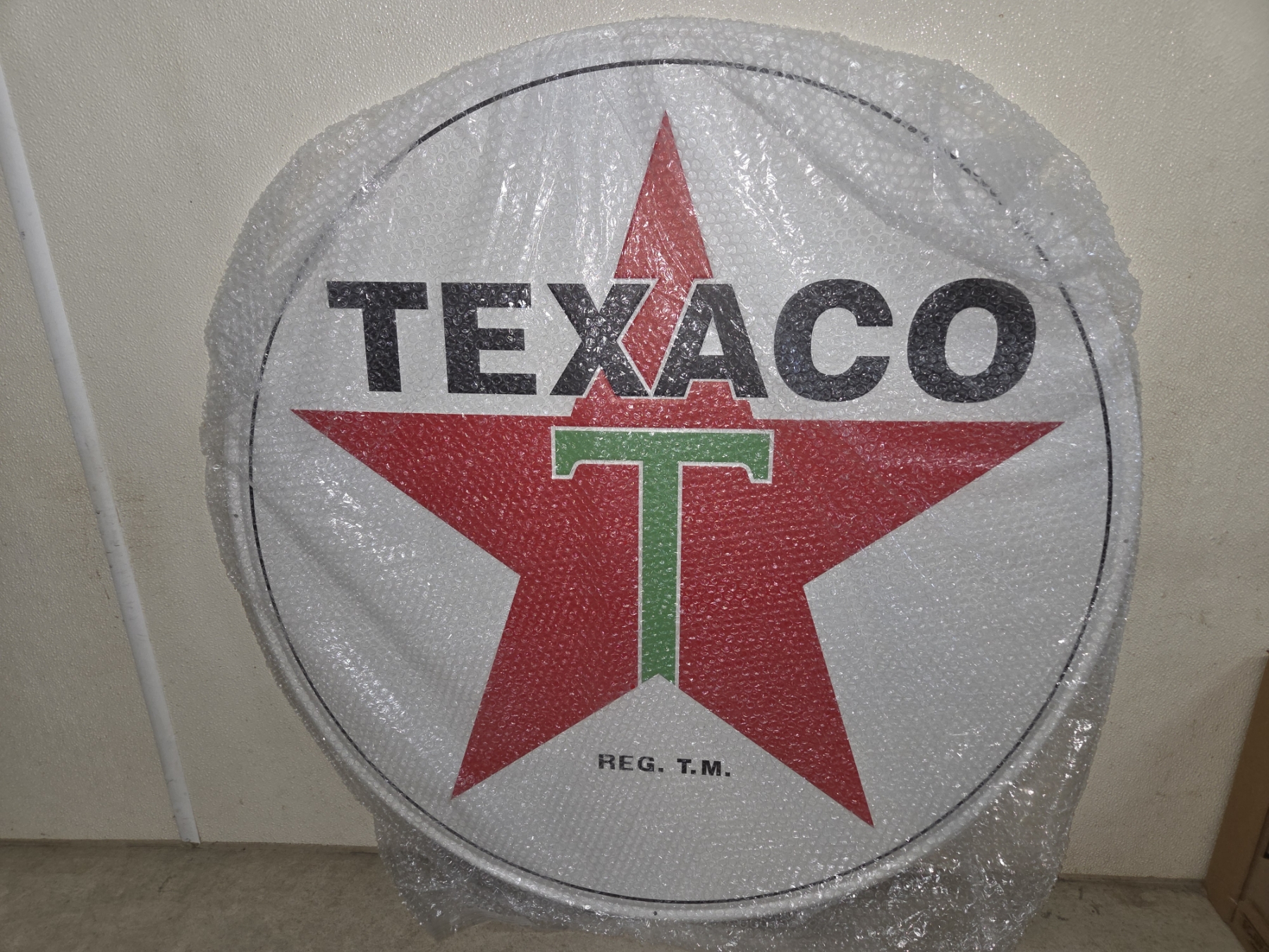 New Large 35''x 35'' Texaco Metal Sign - Bosley Auctioneers