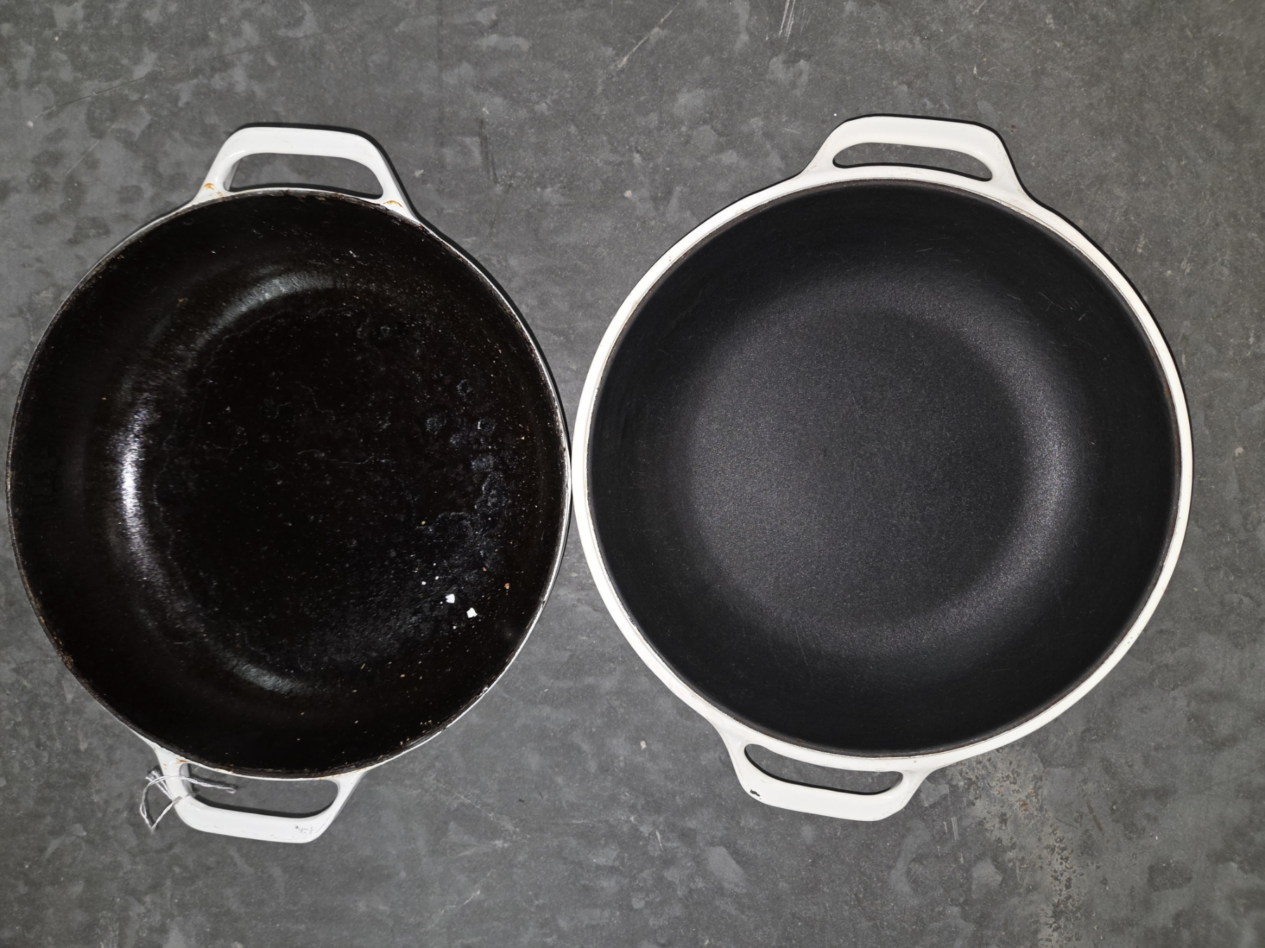 Club ColorCast Cast Iron Pan With Lid - Bosley Auctioneers