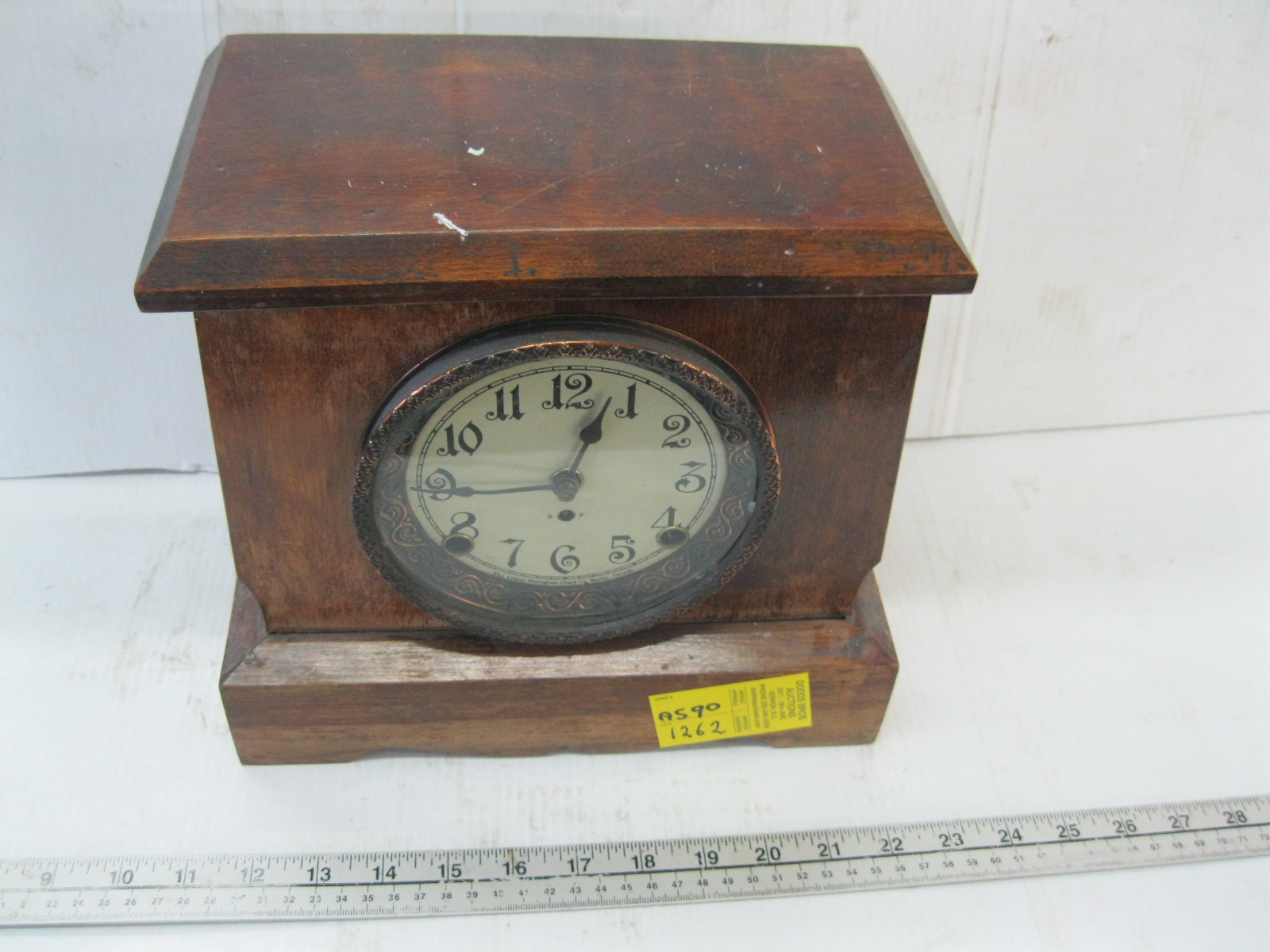 WOOD CASED MANTLE CLOCK - ARTHUR PEQUEGNAT CLOCK CO. - Dodds Auction