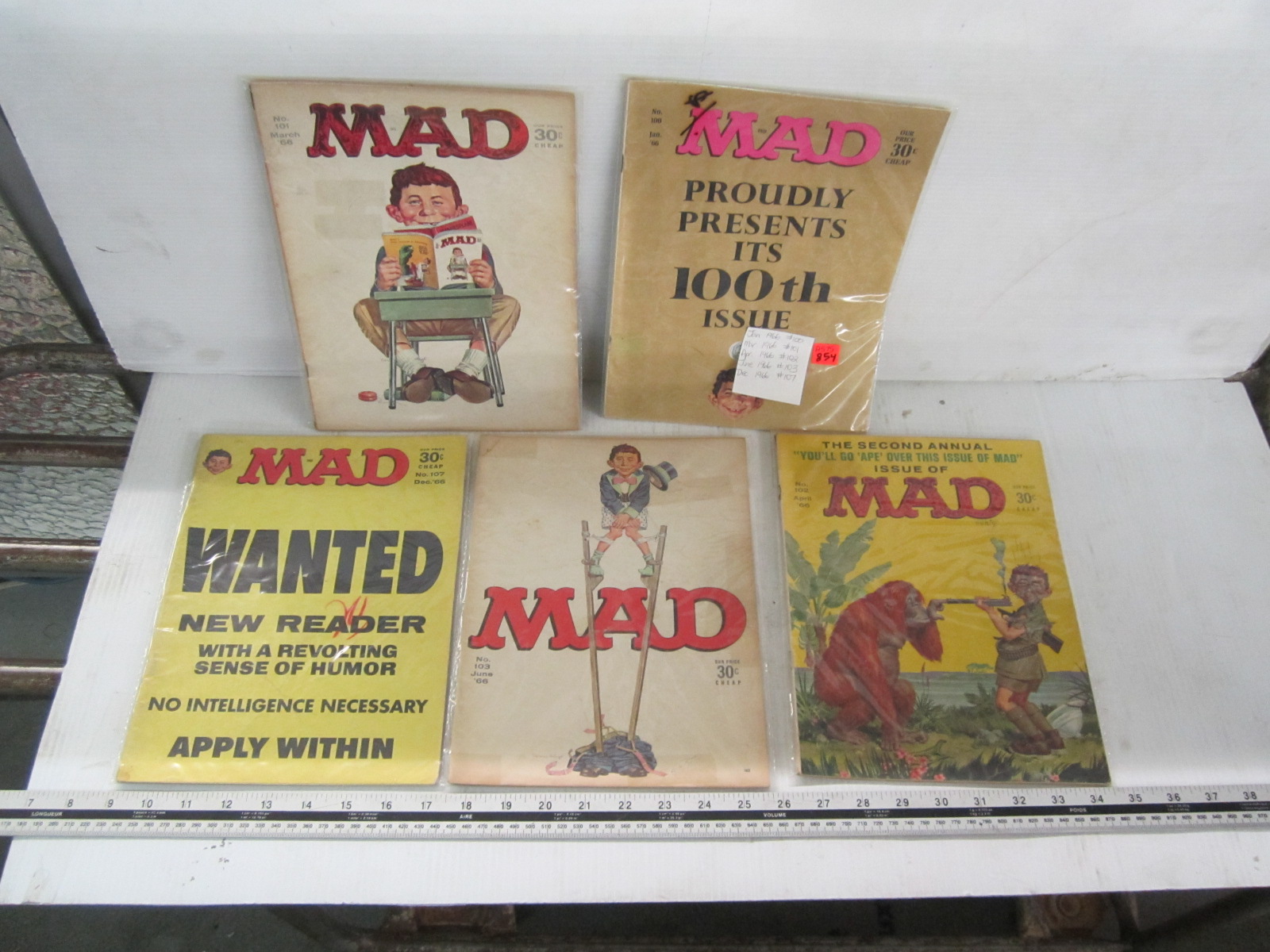 5 1966 EDITIONS OF MAD MAGAZINE - Dodds Auction