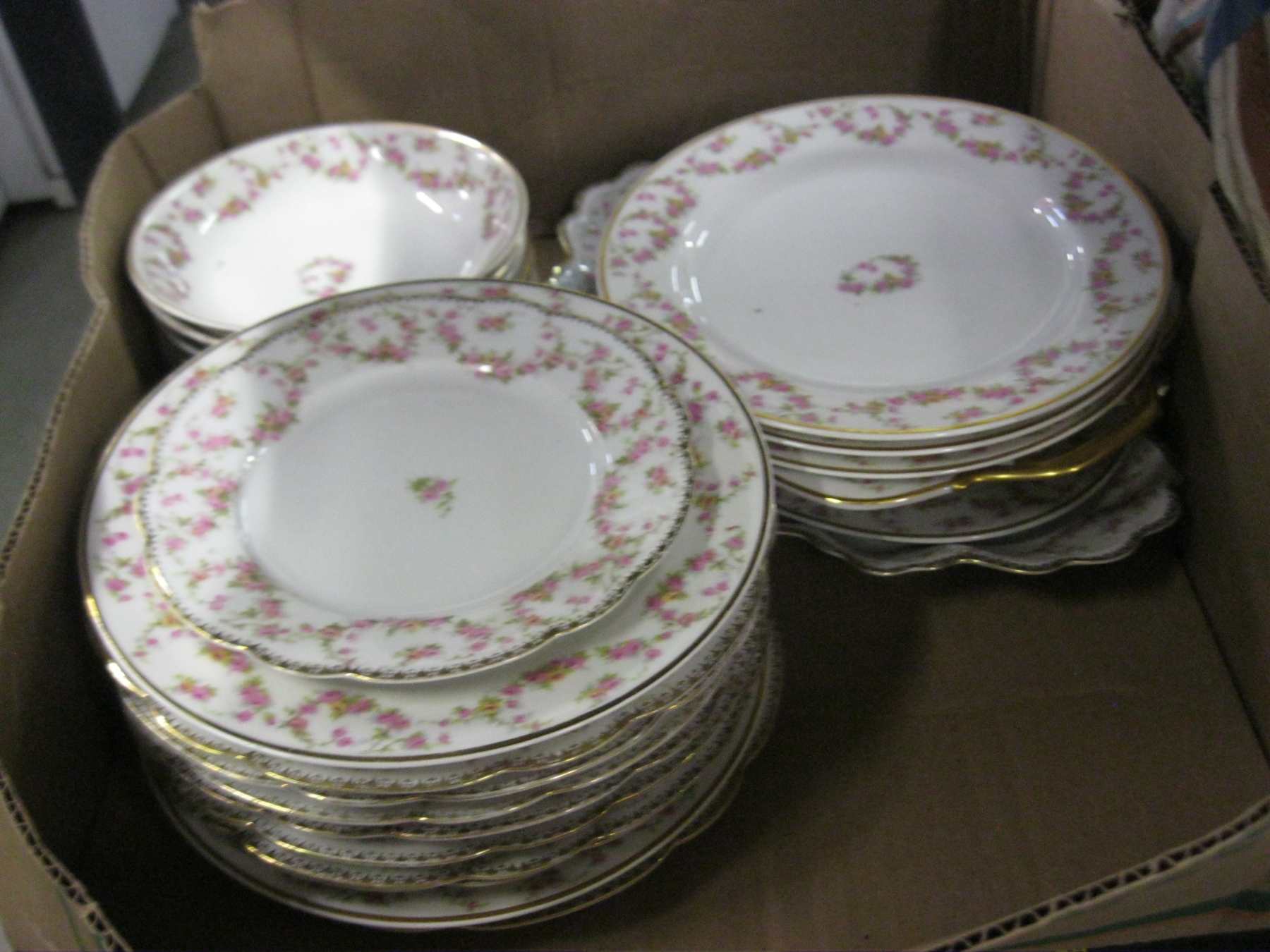 BOX OF ASST. CHINA