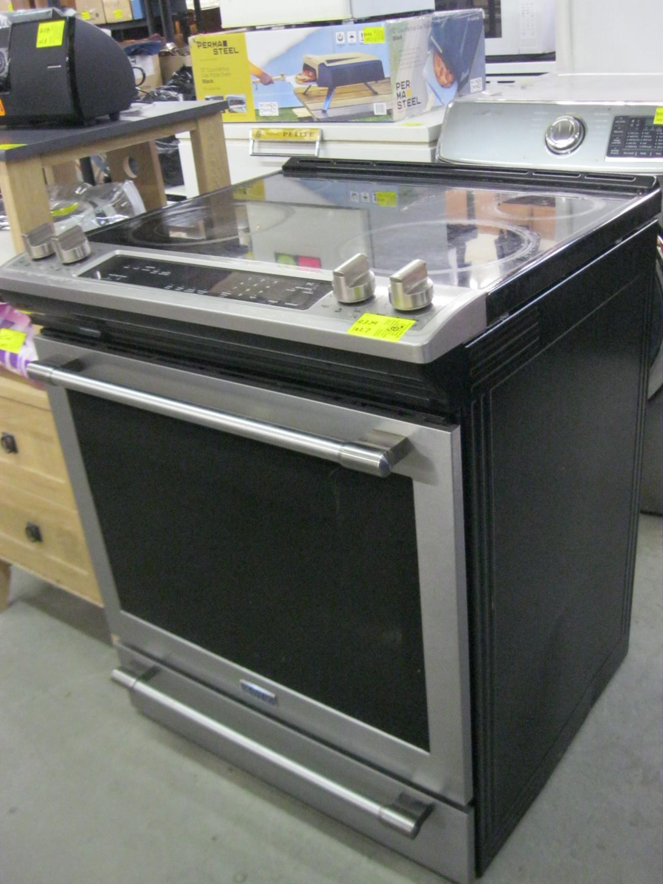 MAYTAG STAINLESS & BLACK FLAT TOP STOVE