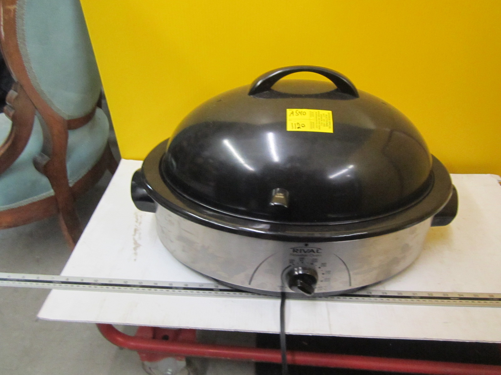 LG. RIVAL ROTISSERIE ROASTER OVEN