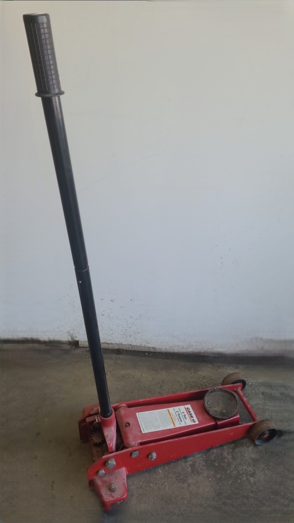 3 Ton Turbo Lift Service Jack - Beck Auctions Inc.