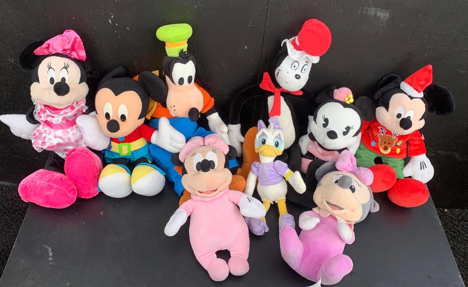Stuffy Collection From Disney Store w/ Mickey/Minnie Mouse, Goofy and ...