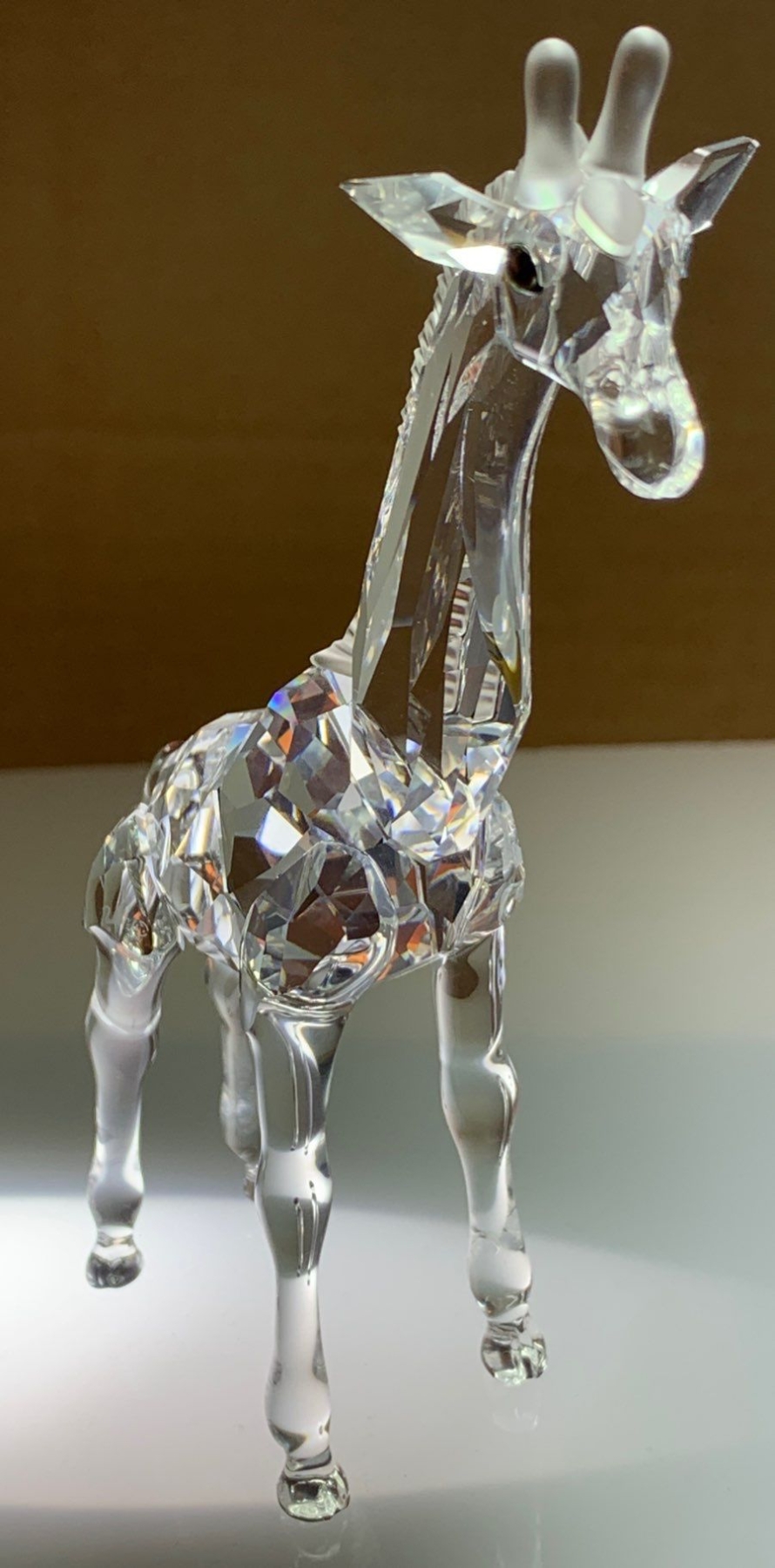 Swarovski Crystal Giraffe 6T - Beck Auctions Inc.