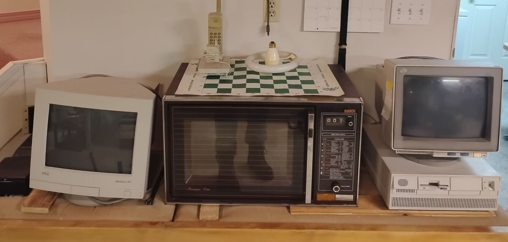 Vintage Electronics - Microwave Computer Monitors & More - Beck ...