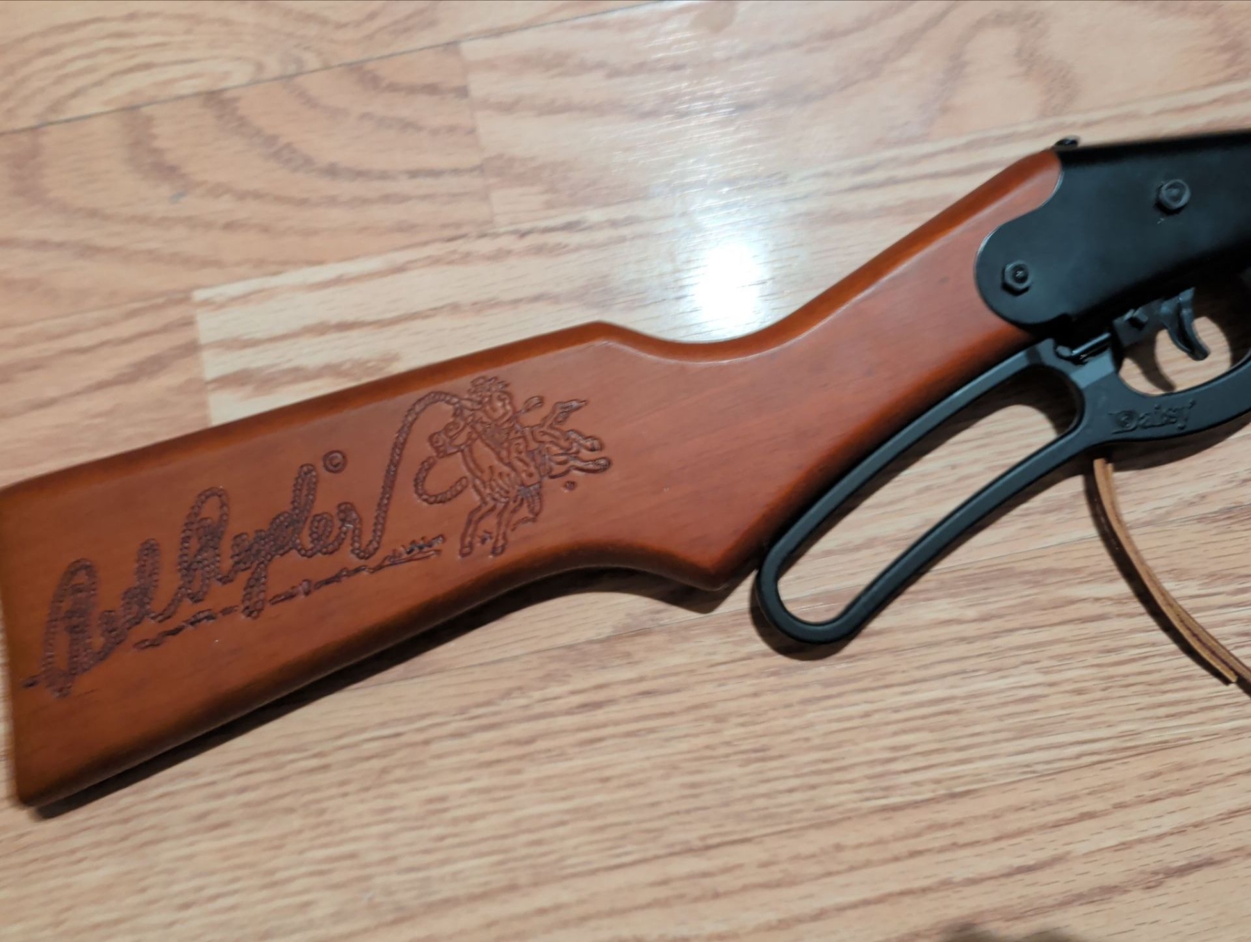 DAISY Red Ryder Air Rifle .177 BB Gun Mo.1938B - Beck Auctions Inc.