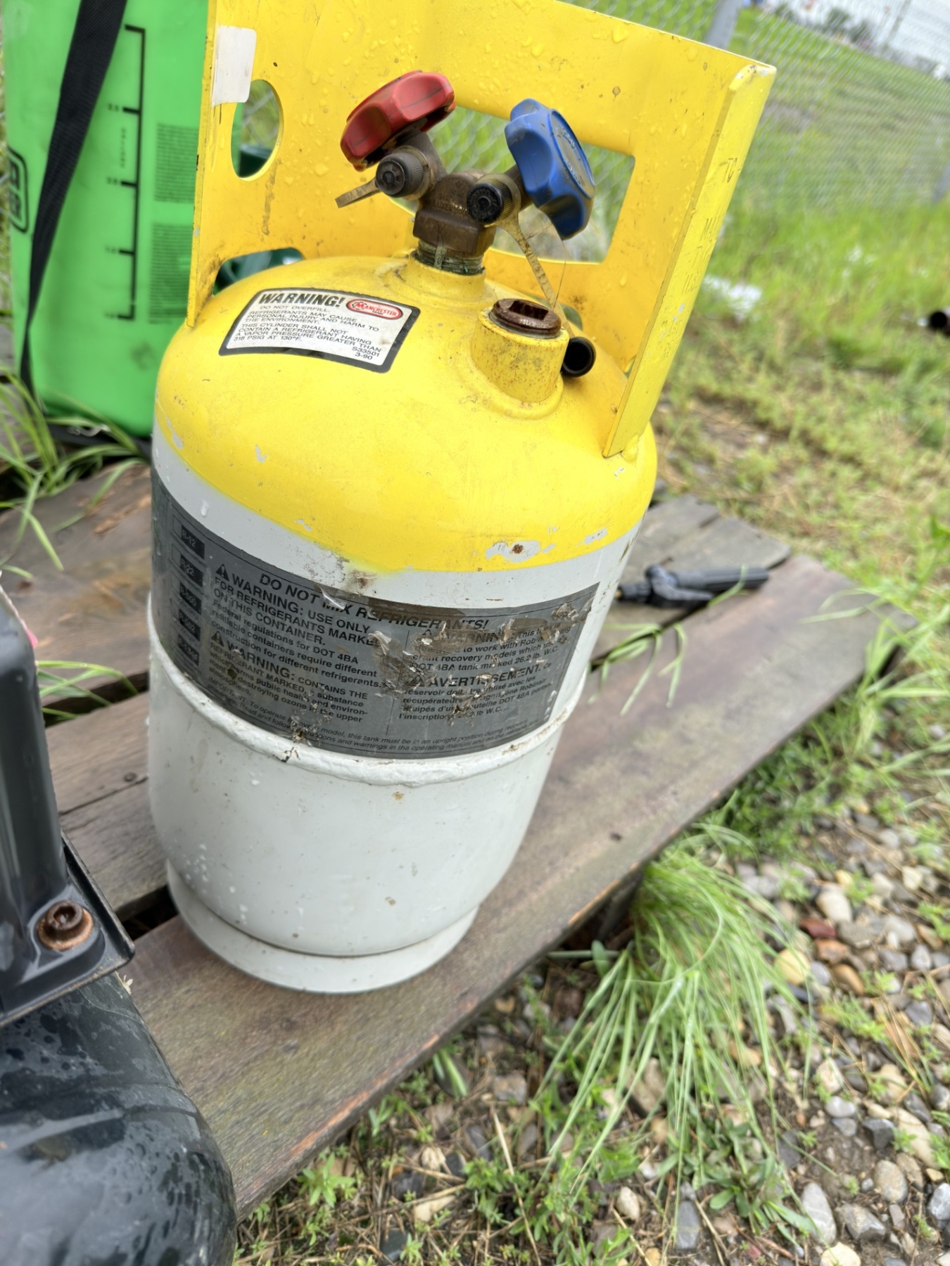 AIR CONDITIONER FILLER