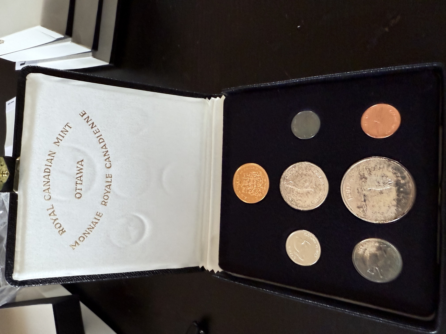 ROYAL CANADIAN MINT COIN SET