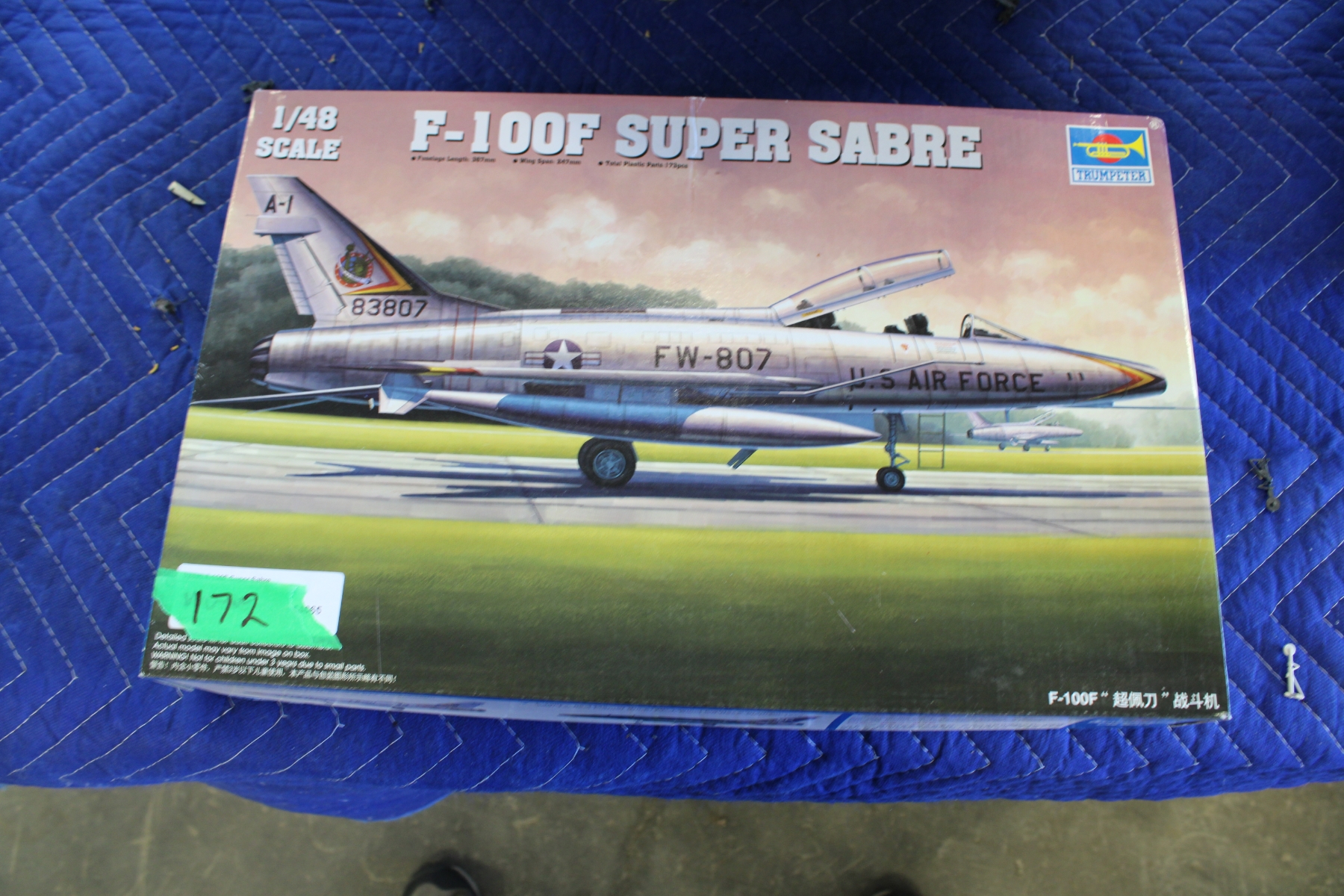 Trumpeter 1:48 Scale Military Model Set F-100F Super Sabre