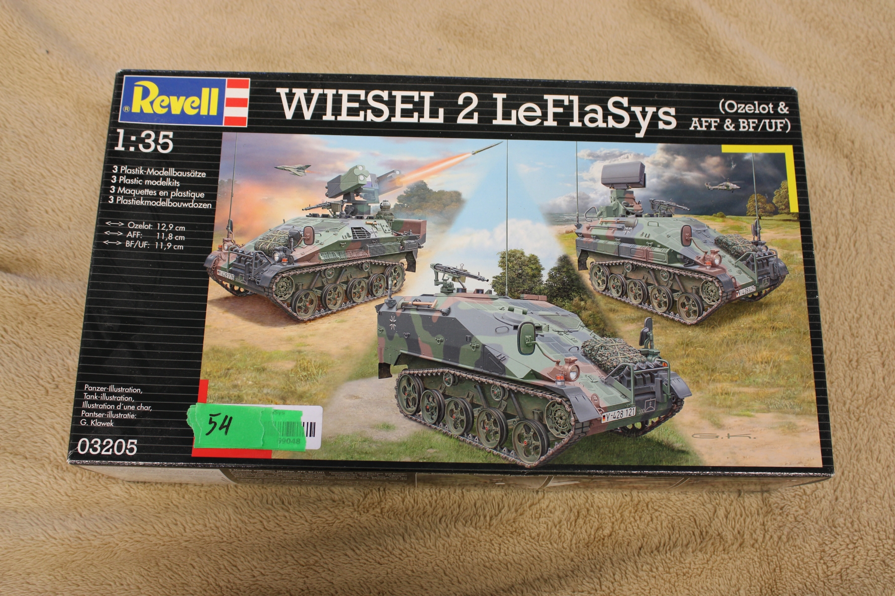 Revell 1:35 Scale Military Model Set Wiesel 2 LeFlaSys