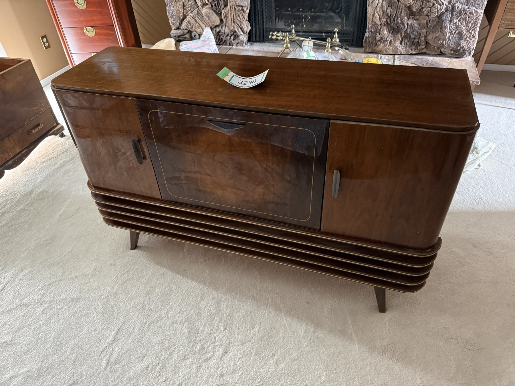 1950 - 1960 Vintage Mid-Century Modern Radiogram Cabinet